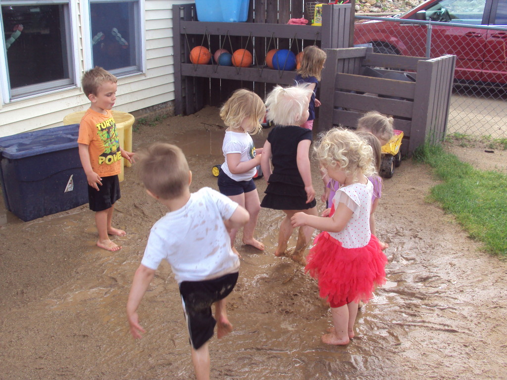 Outdoor Play | Willow's Christian Child Care Center